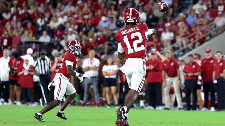 Alabama's CFP hopes may rest on development of impressive sophomore class