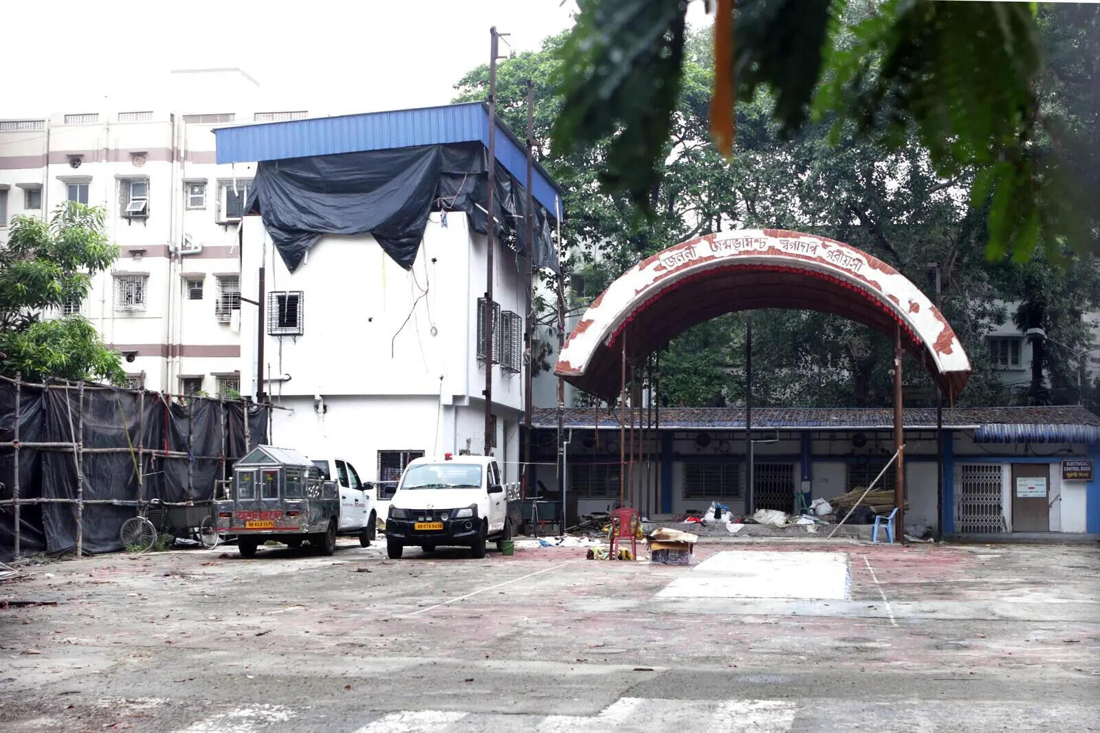 After police plaint, LIC knocks on KMC door to get Suruchi land back