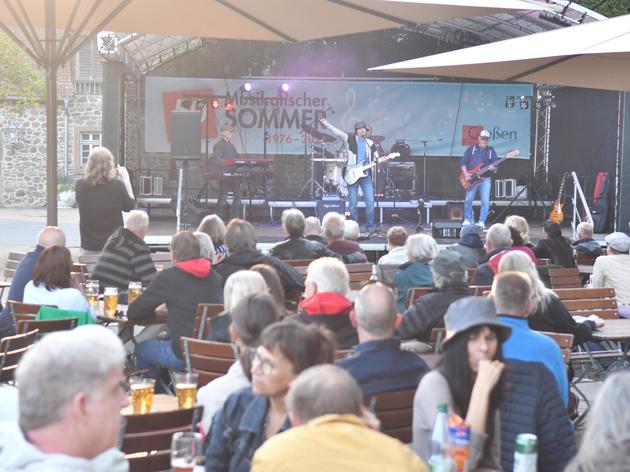 „Pigs in Rock“ starten 50. musikalischen Sommer mit sechs Pink-Floyd-Songs
