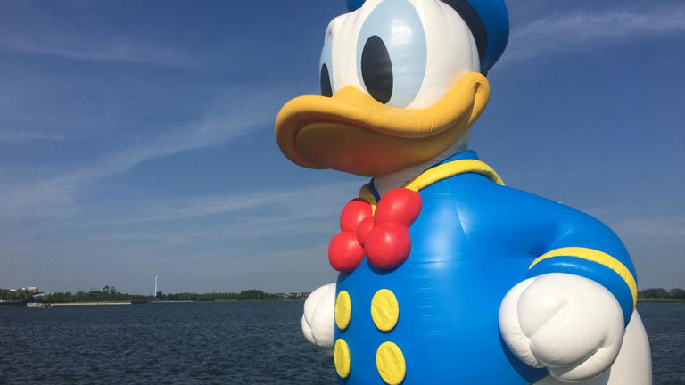 ¿Por qué el Pato Donald habla así? La historia real detrás de su ...
