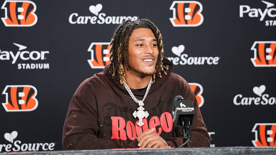 Bengals top pick Cashius Howell signs rookie contract, completing team ...