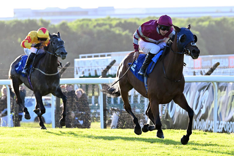 Trainer Nicholls saddles his first Pontefract winner on evening card