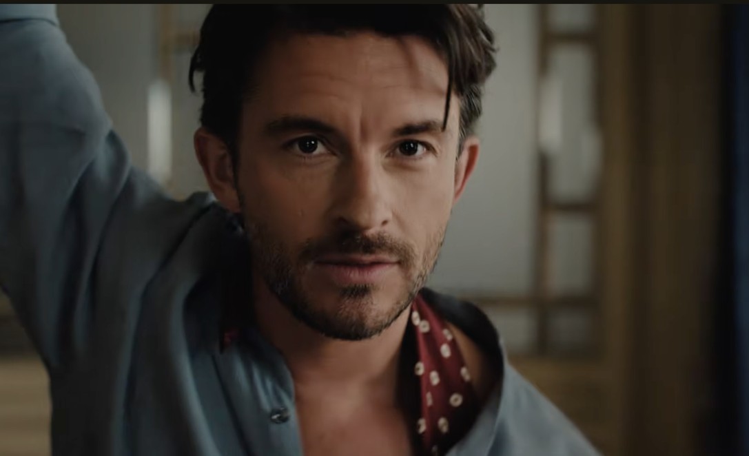 Watch: Jonathan Bailey just made his biggest pitch to be the next James ...