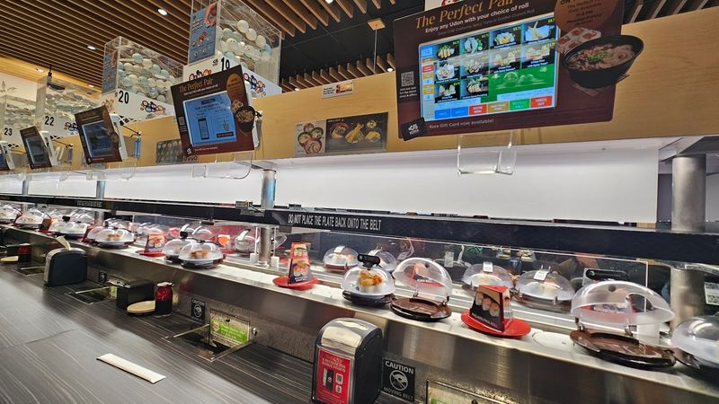 This futuristic Indiana restaurant zooms food to your table on a high ...