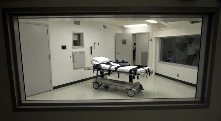 Judge bars Alabama nitrogen gas execution, says method is ...