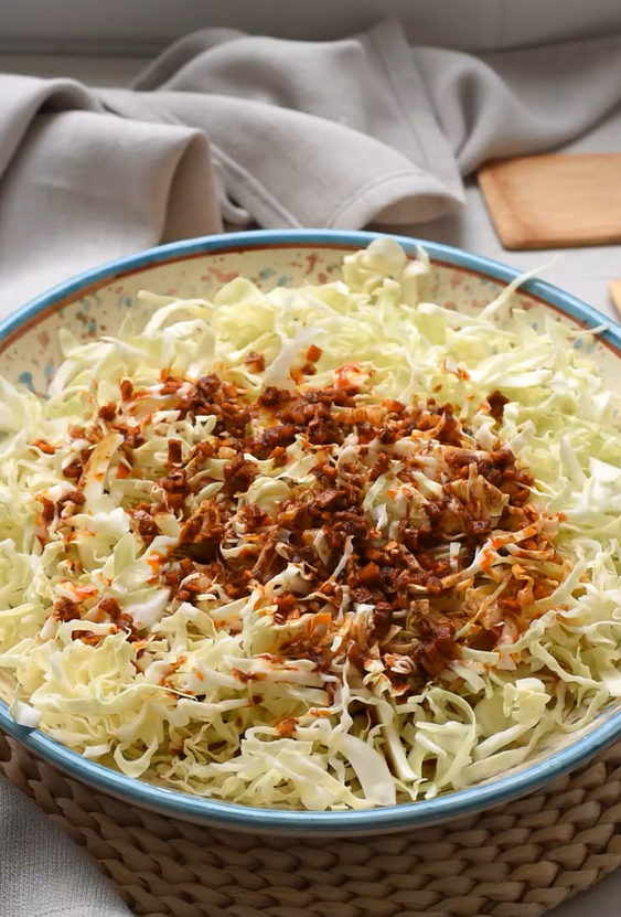 Ensalada de col andaluza: receta fresca y crujiente tradicional del sur ...