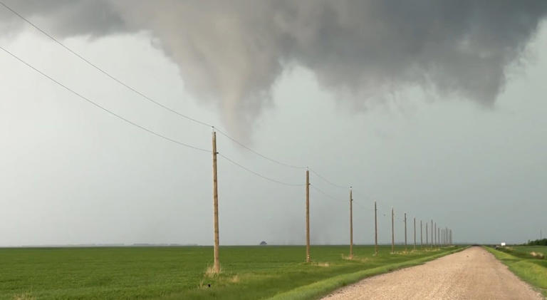 More tornado warnings issued as severe thunderstorms move into southern ...