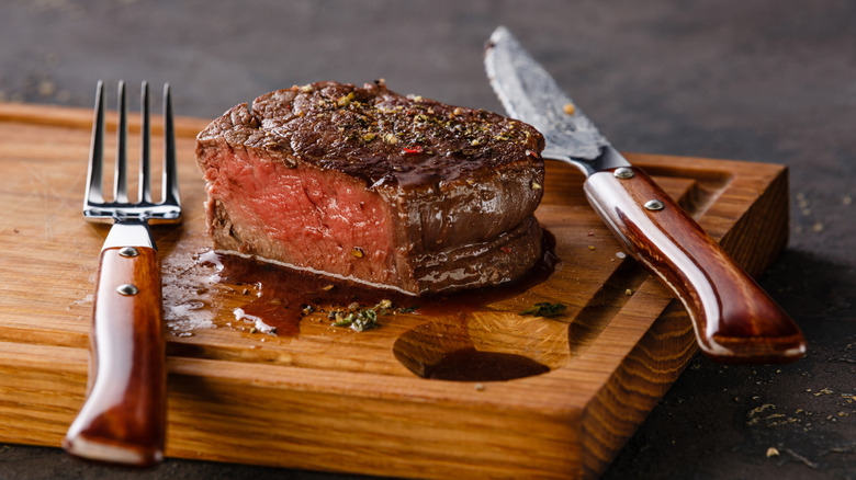 Outback Steakhouse vs Yard House: Which has the more affordable filet ...