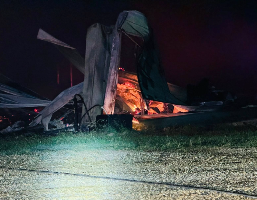 Fire destroys building at Bremond chicken farm