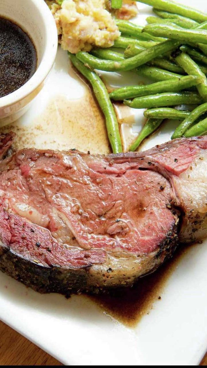 This Manchester restaurant has the 'best prime rib' in Connecticut ...