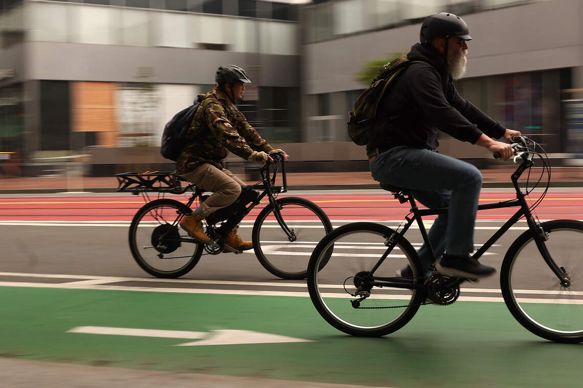 Traveling on an e-bike? Pembroke Pines police share safety tips, rules ...