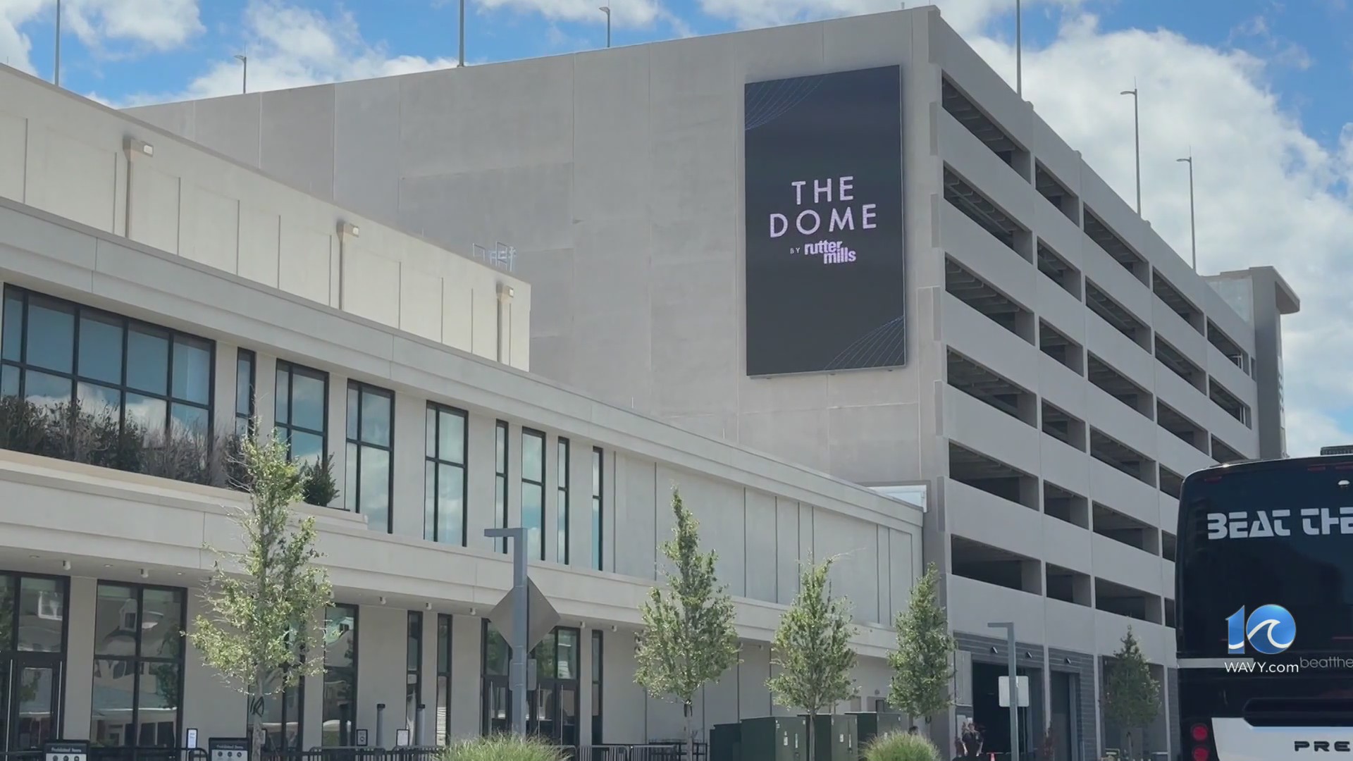 Virginia Beach city leaders vote to address dome humidity