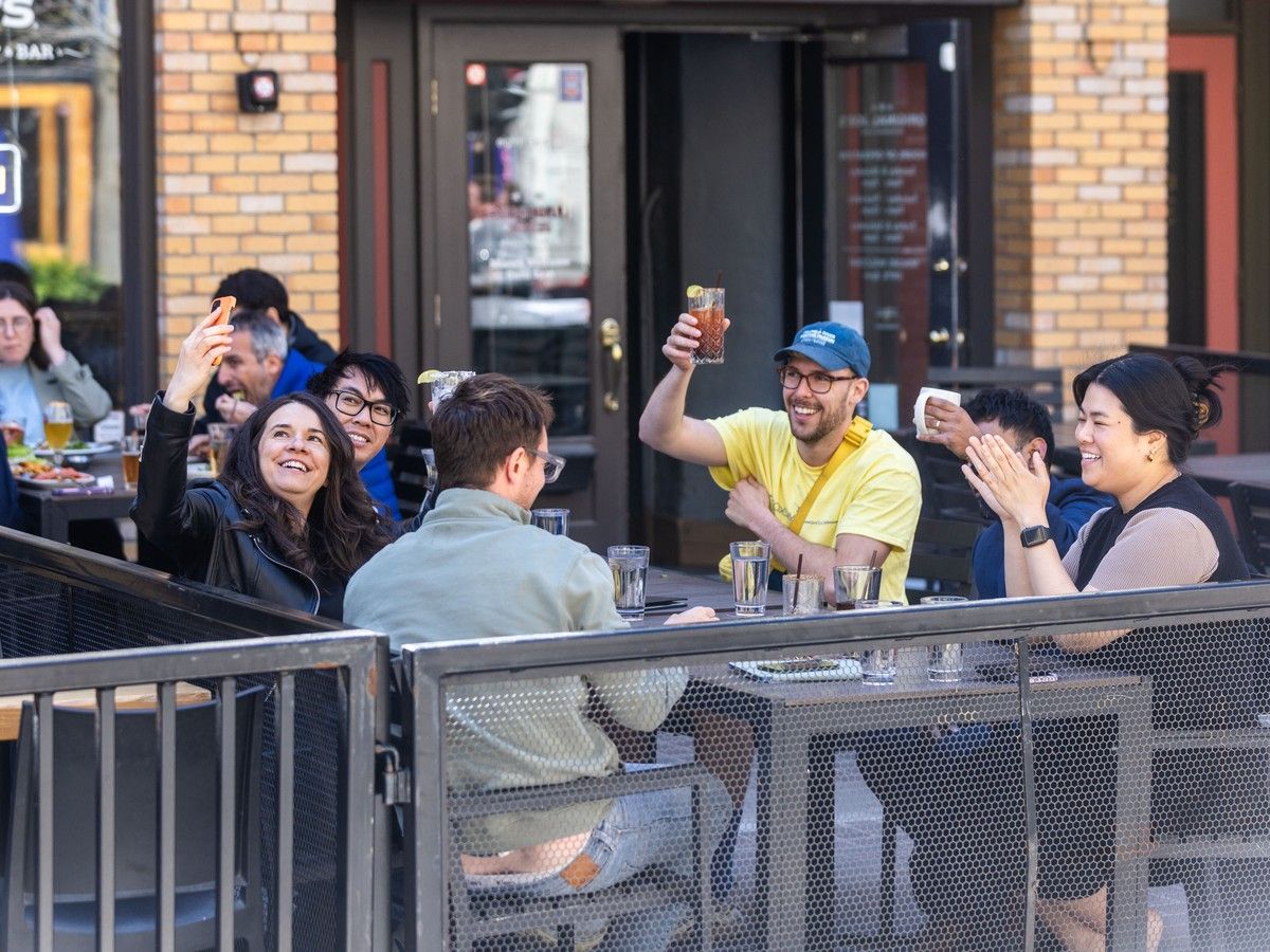 Province permanently allowing earlier liquor sales at bars and restaurants