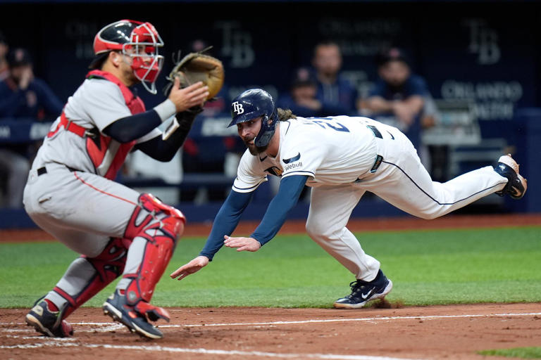 Nick Martinez goes 7 innings, Ben Williamson and Nick Fortes hit RBI ...