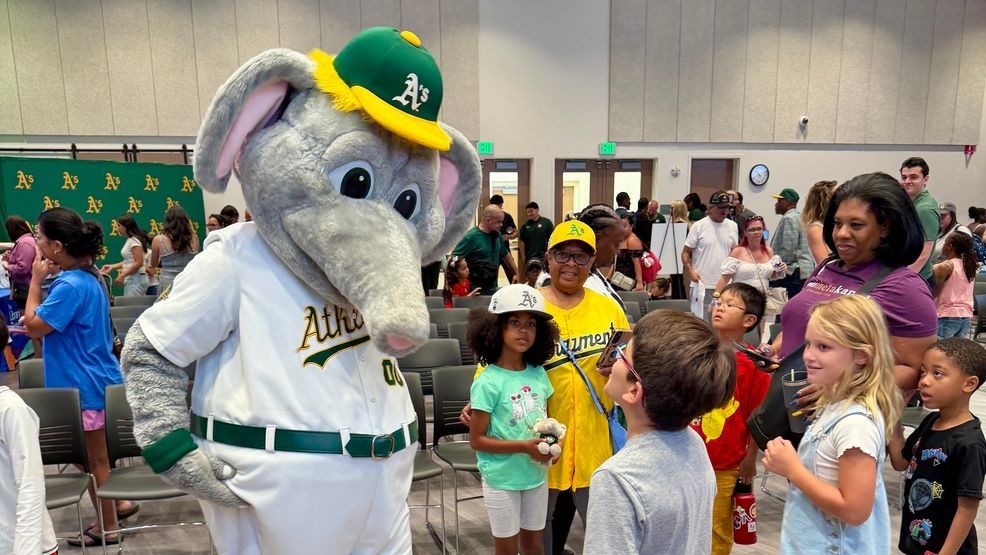 A's host library storytime reading during Las Vegas series