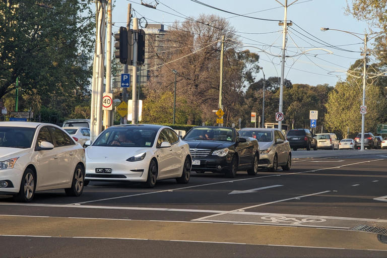 VicRoads outage leaves digital driver licences and rego services offline
