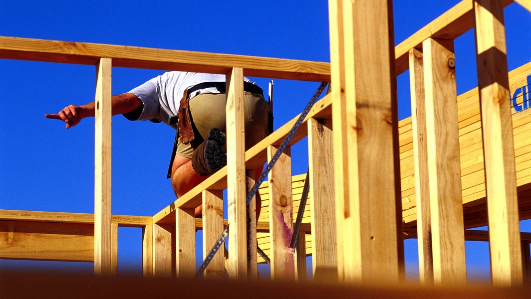 Adelaide builder fined $75,000 over defective homes dispute