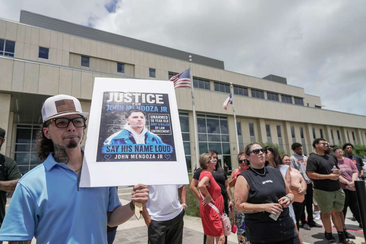 Brazoria County deputy Kevin Tippit fired after fatal shooting of Texas ...