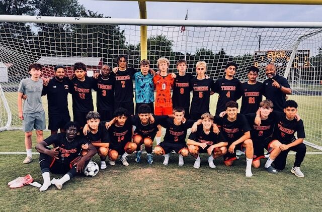 Brentsville boys soccer blitzes New Kent to reach state semifinals