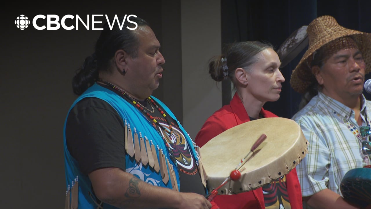 Abbotsford students perform concert aimed at reviving Halq’eméylem language