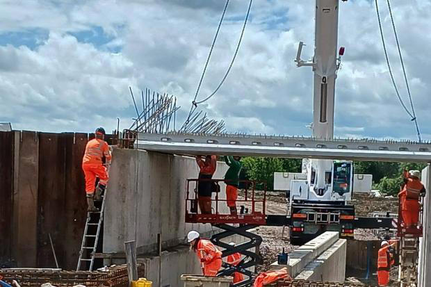 'Momentous moment' for Swindon canal bridge project