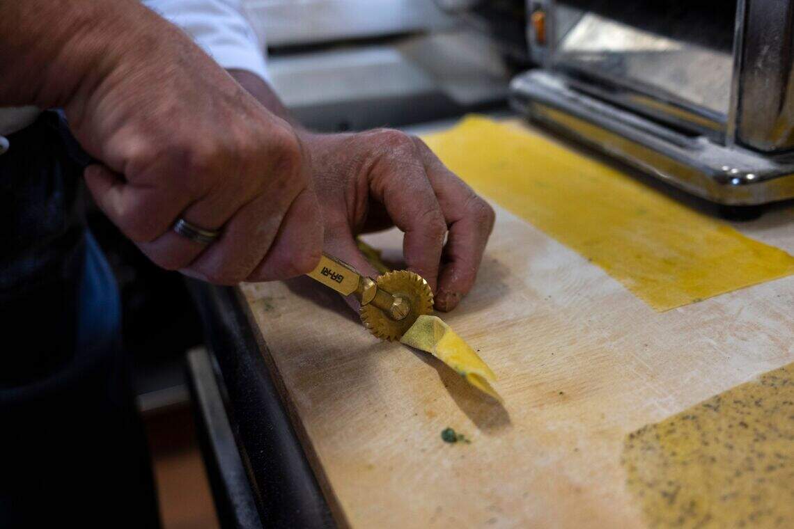 How a cooking school vacation in Italy turns Tuscany's villa kitchens ...