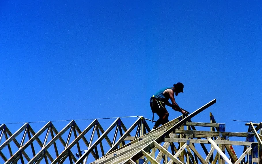 Adelaide builder fined $75,000 over defective homes dispute