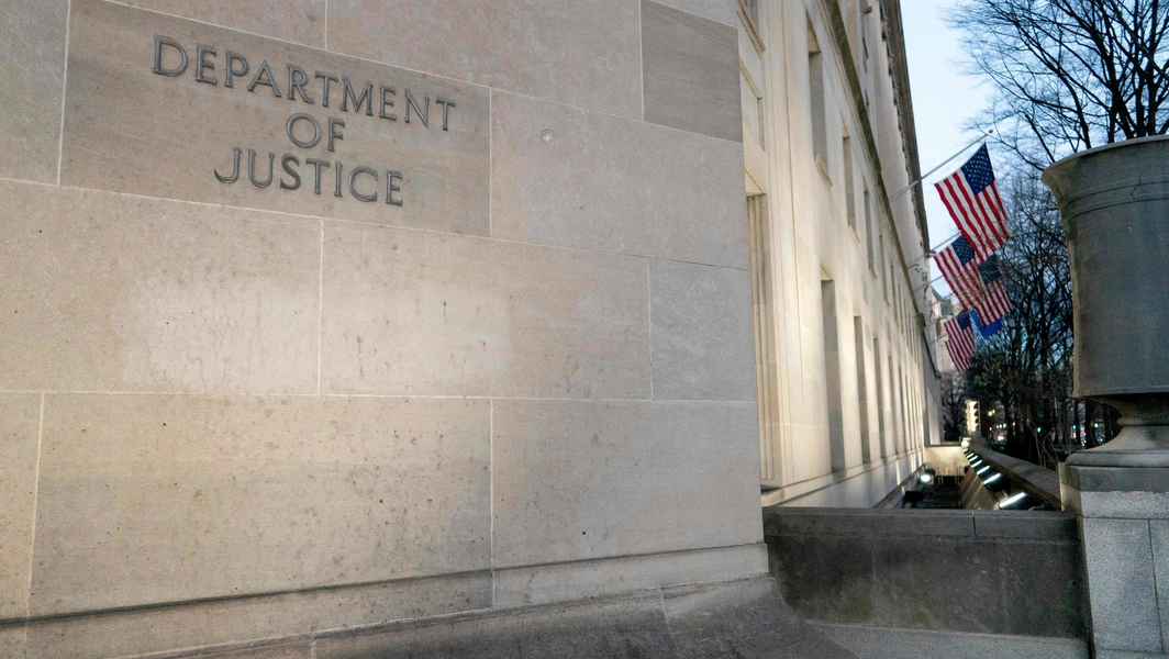 DOJ probes Philadelphia police over gun permit revocations