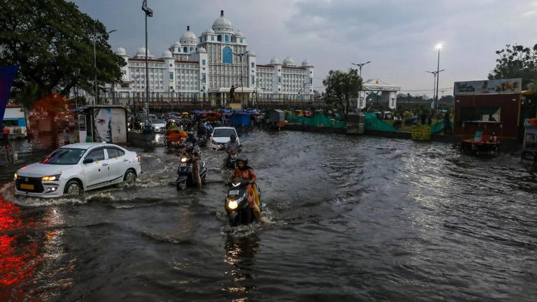 Hyderabad rain fury: Teen, auto driver killed; downpour triggers ...