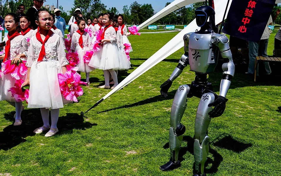 Robot mishaps spark debate over safety and military use