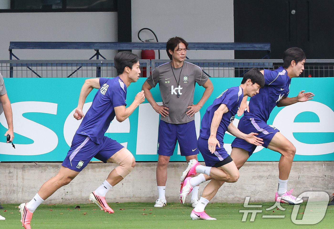 한국 42.9%·체코 31.3%…슈퍼컴퓨터 승자 예측