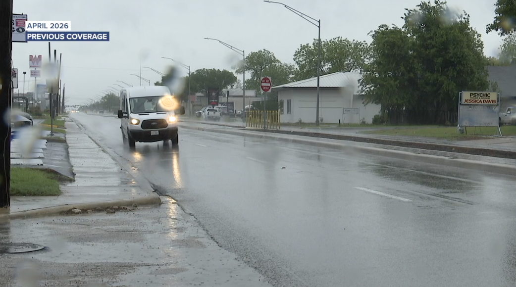 Bryan residents continue push to put Texas Avenue medians on November ...