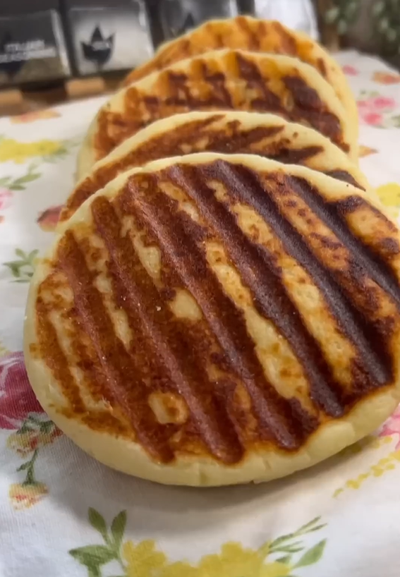 Arepas de queso caseras: receta fácil y tradicional