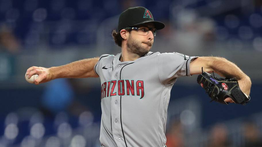 Diamondbacks' pitching hammered in back-and-forth game vs Marlins
