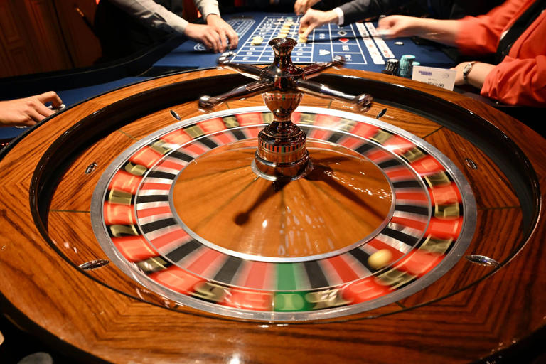 EM im Casino: Croupier mit Fingerspitzengefühl und Köpfchen