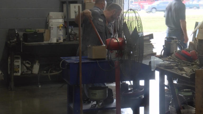 Cape Girardeau businesses cleaning up after flash flooding