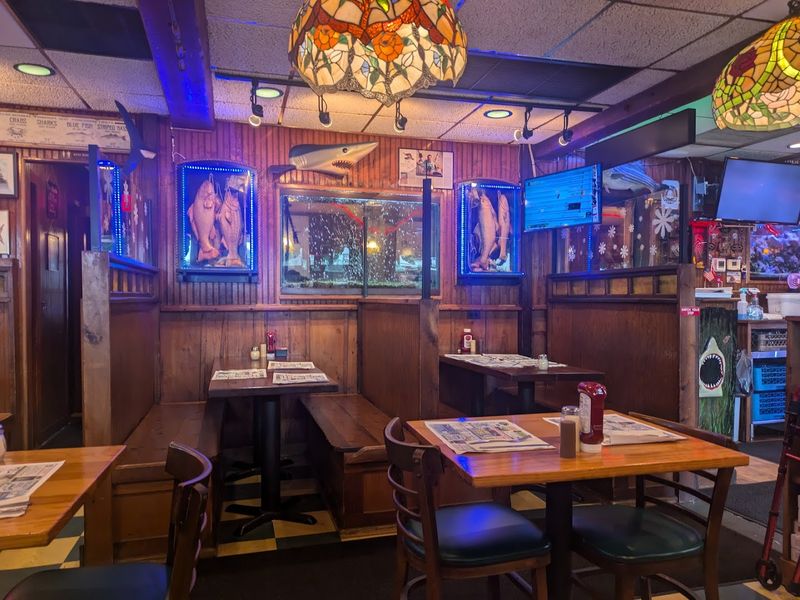 This New Jersey restaurant’s hidden rose garden is the real summer ...