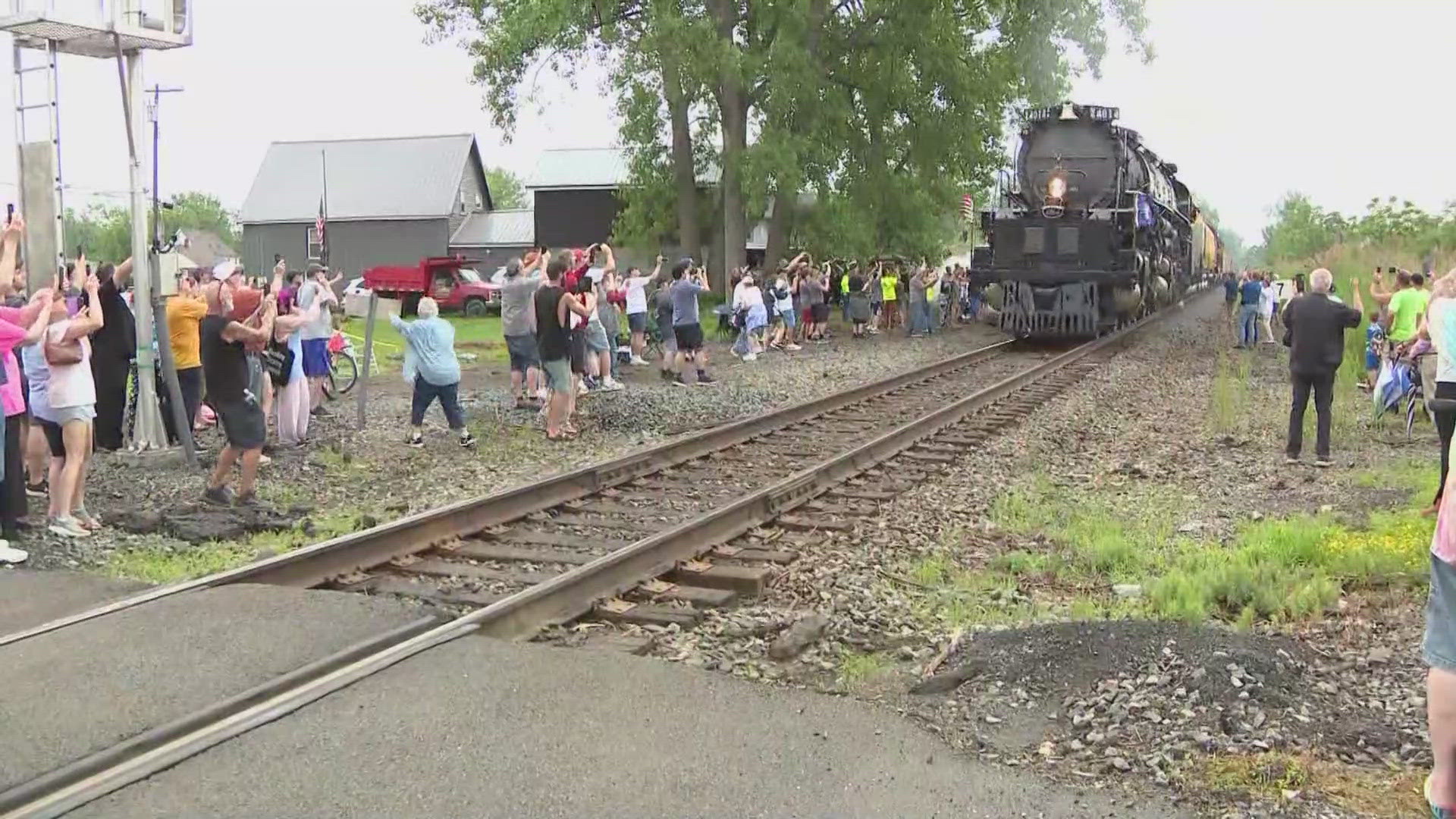 Union Pacific's 'Big Boy' wowing western New Yorkers