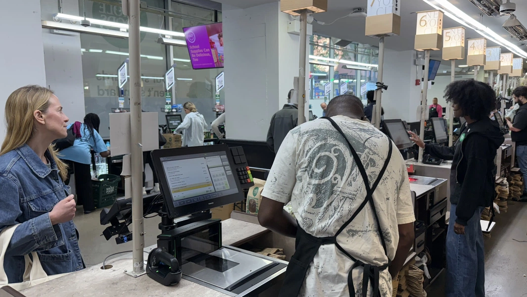 Retail leaders warn job reforms may hit youth work