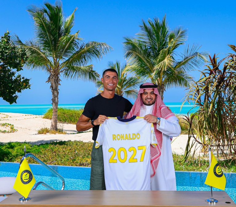Saudis in World Cup spotlight after $2bn spending spree