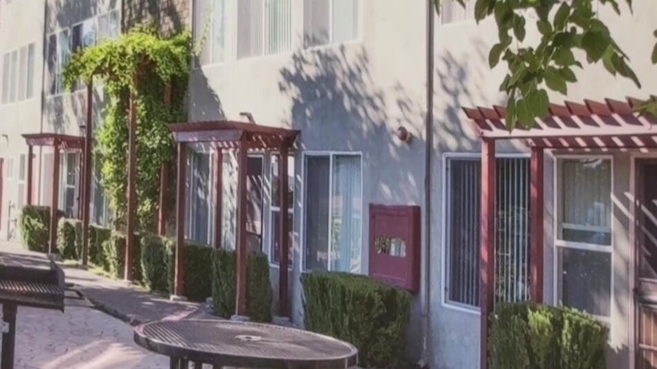 Redwood City Council pushes back vote on rent control proposal