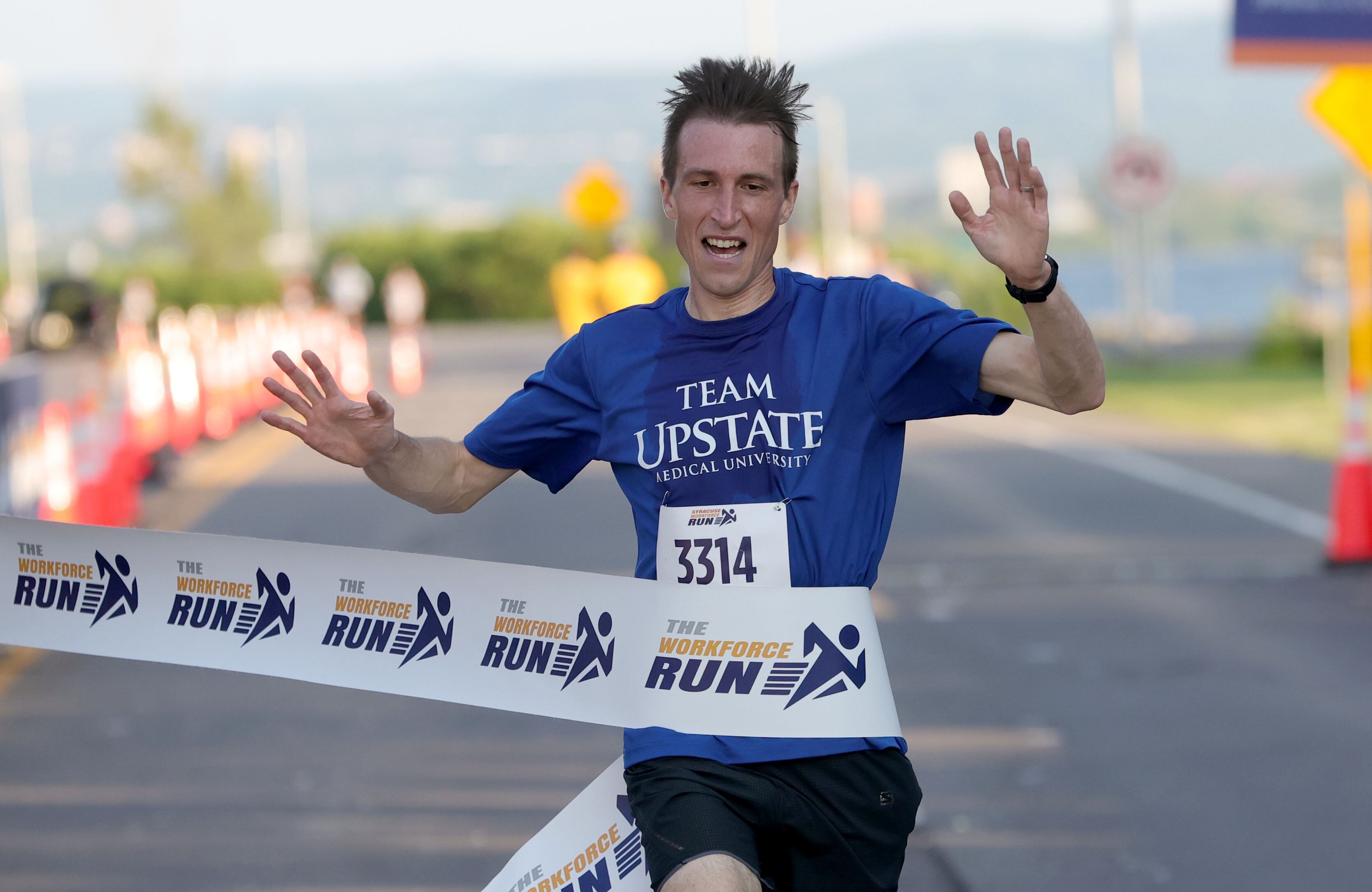 Hot weather forces Syracuse WorkForce Run to switch from 5K race to 2 ...