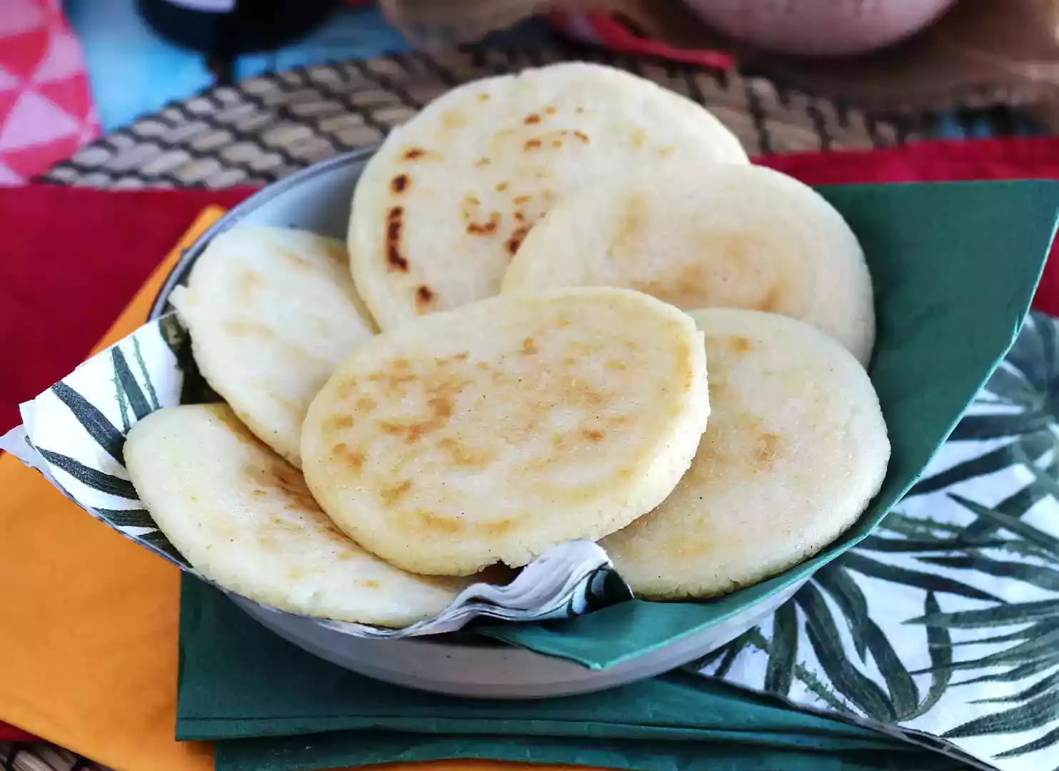 Arepas venezolanas, panecillos sin gluten con sólo 3 ingredientes