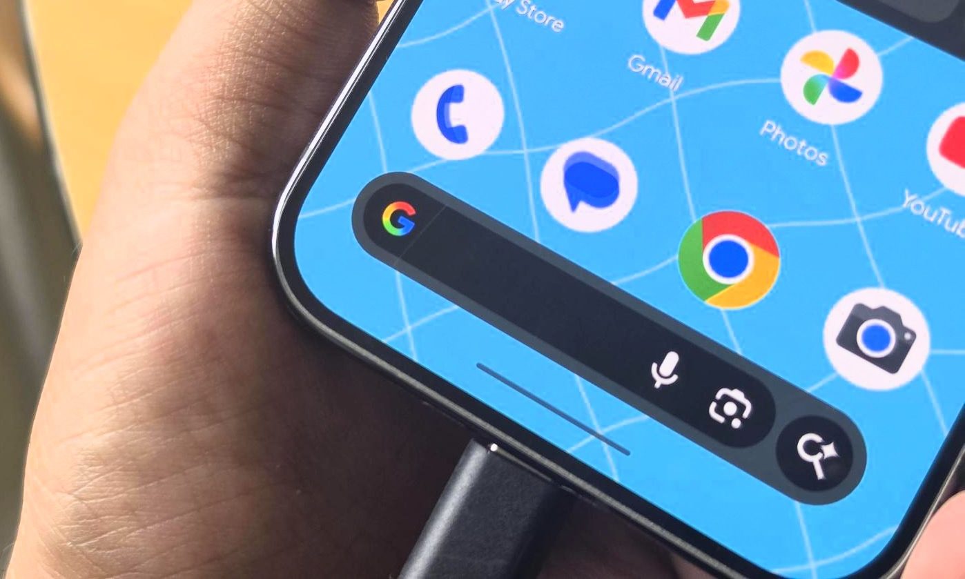 Google’s new AI reply system could make texting feel easier