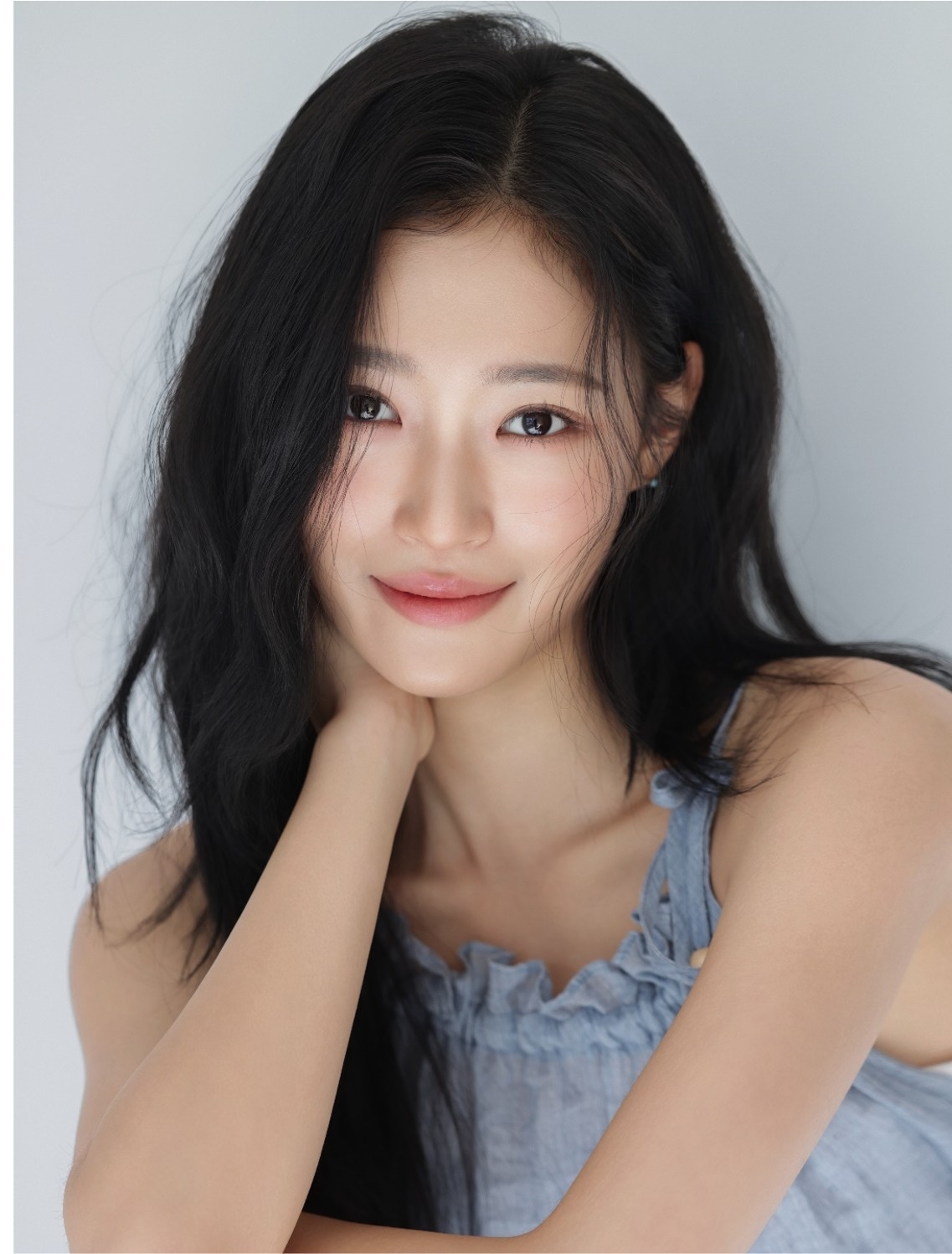 'Buam-dong Avengers'·'Be My Guest' Song Chae-yoon signs exclusive ...