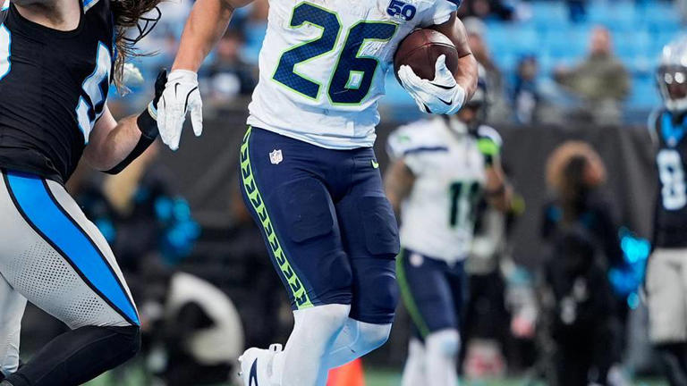 Seahawks get Zach Charbonnet minicamp injury update
