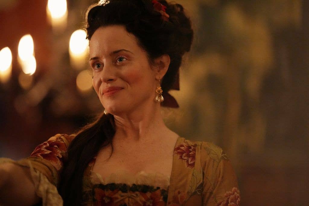 Viewers hail Downton Abbey star's new period drama as a 'seriously dark ...