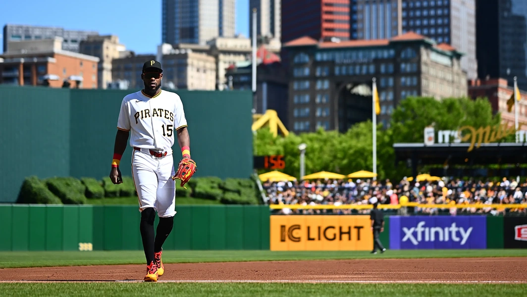 Pirates scratch Oneil Cruz vs. Dodgers over hand injury
