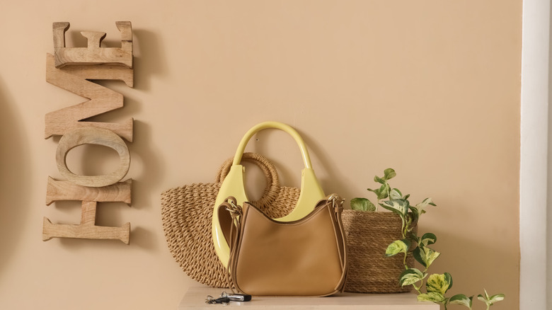 Skip the shelves: Here's a Dollar Tree DIY to keep entryway clutter ...