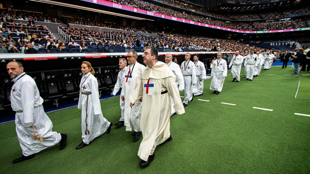 Pope Leo XIV greets Barcelona in Catalan after Real Madrid remark